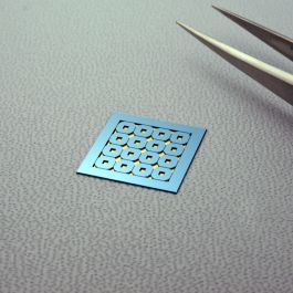Silicon Nitride Membranes - 200um substrate thickness, 4x4 array